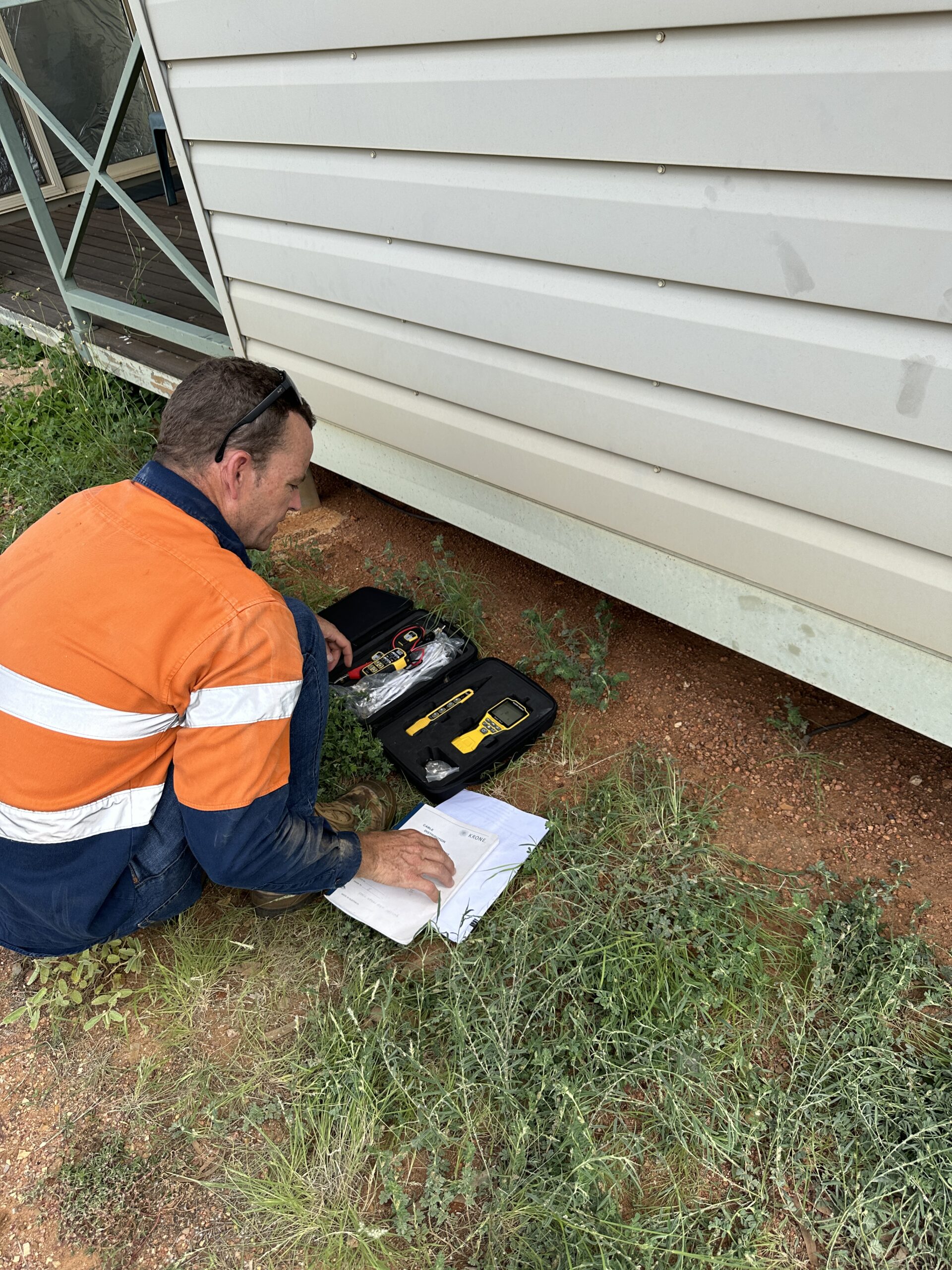 In-ground and Overhead Cabling | EnviroConnect | Cabling Experts